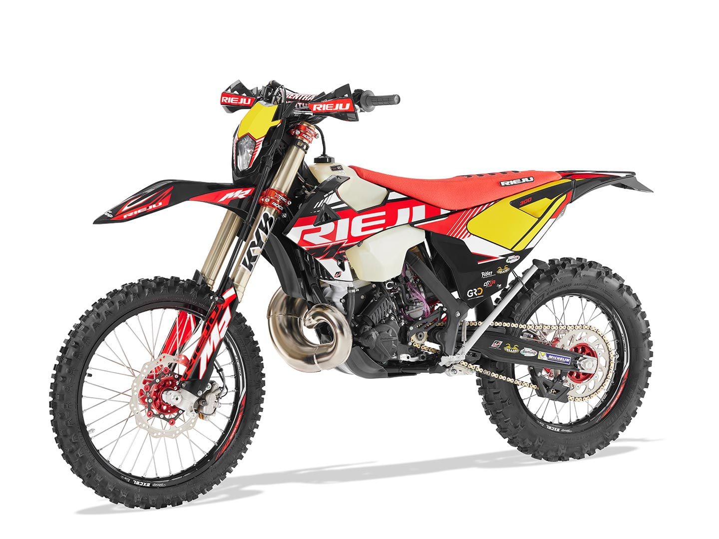 2024 Rieju MR Pro Two-Stroke Enduro Bikes First Look | Dirt Rider