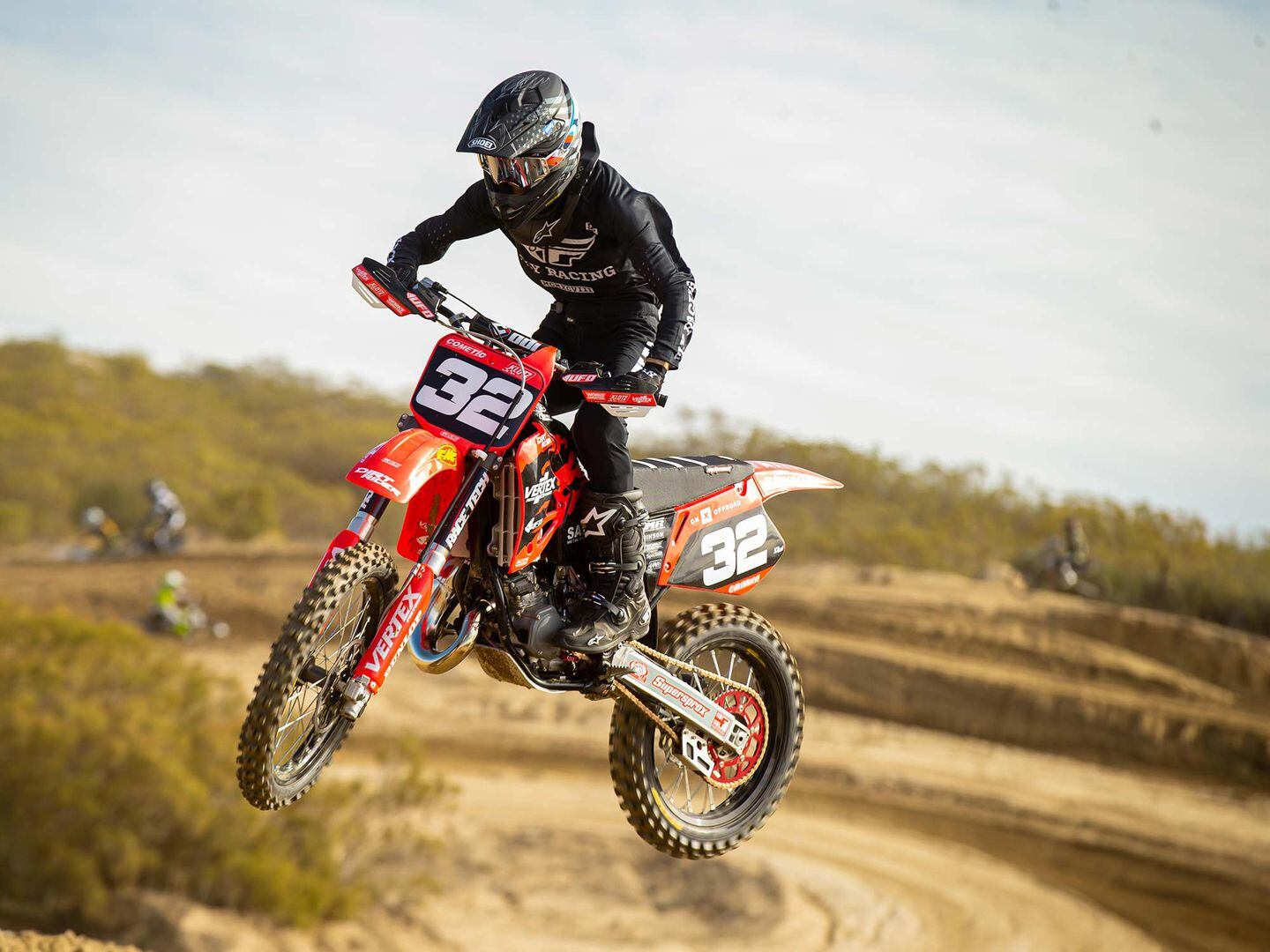 TWO-STROKE TUESDAY WE TEST THE SLOW BUT STEADY 2004 HONDA CR125 ...