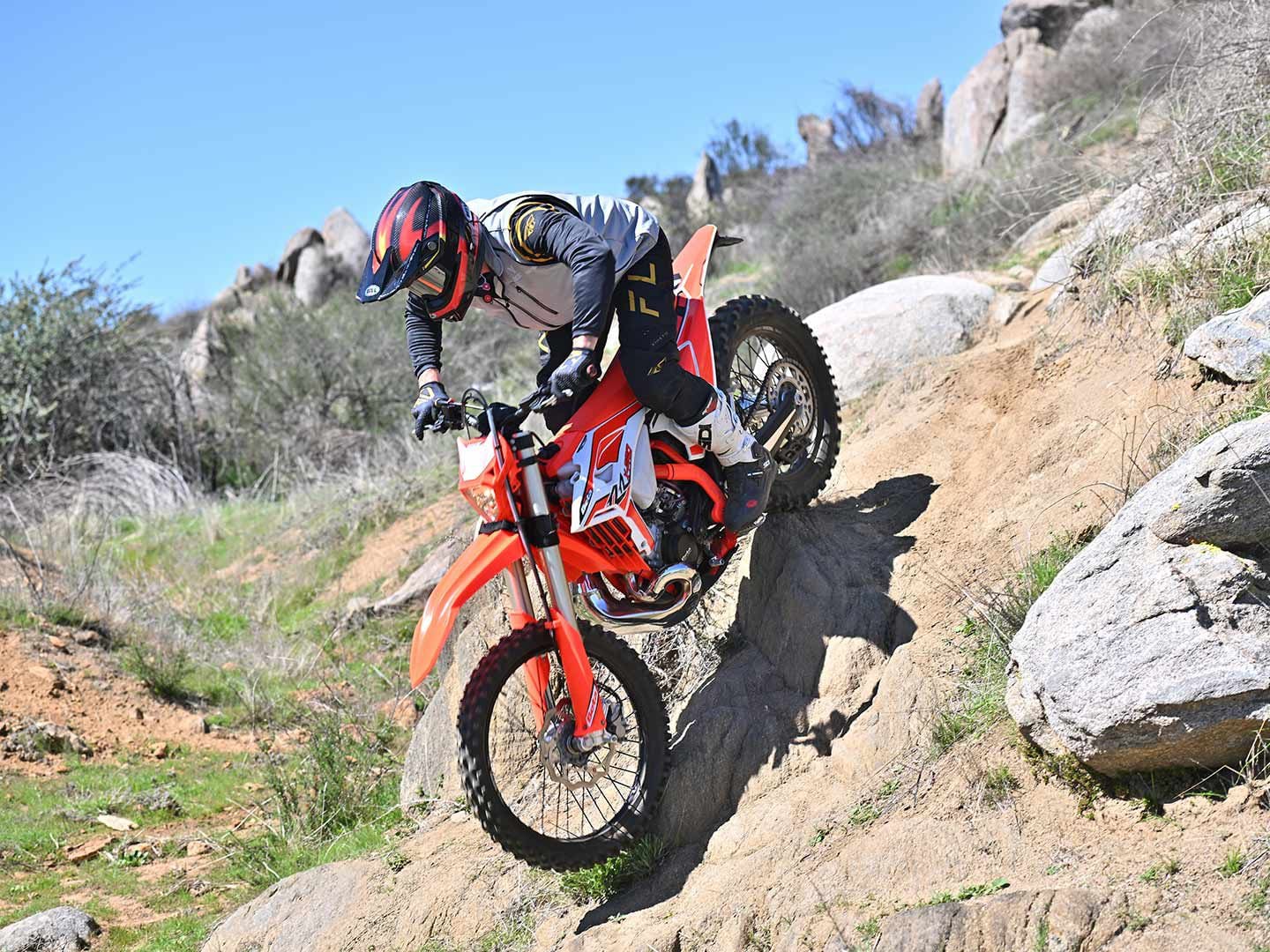 2025 Beta 200 RR X-Pro Test | Dirt Rider