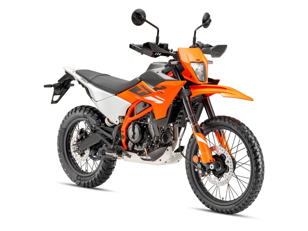 2025 KTM 390 Enduro R First Look | Dirt Rider