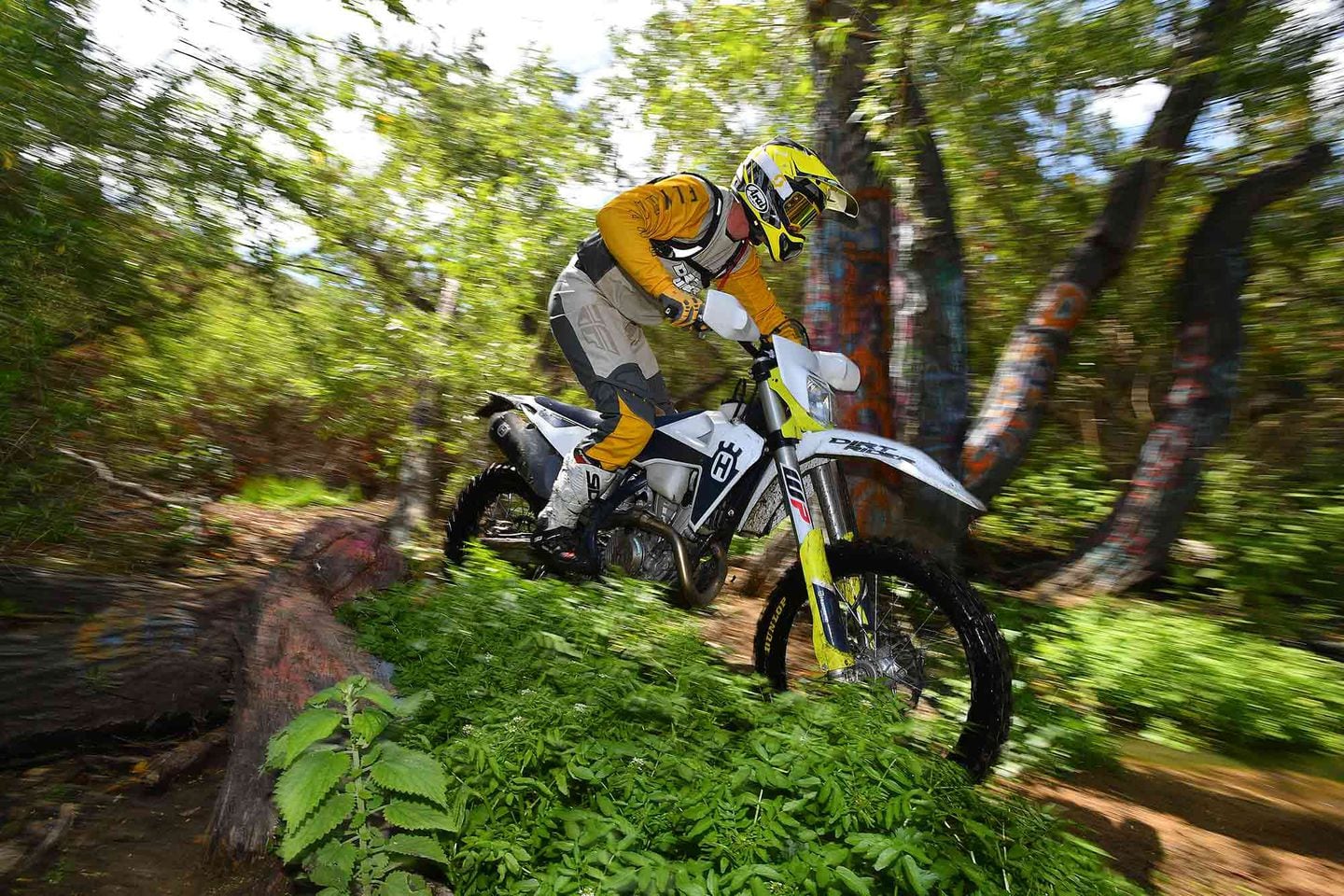 2021 Husqvarna FE 350 Test | Dirt Rider