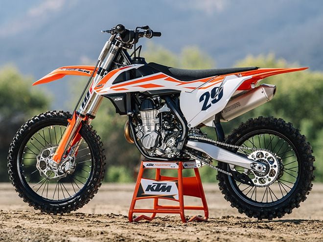 2017 KTM 450 SX-F Review | Dirt Rider