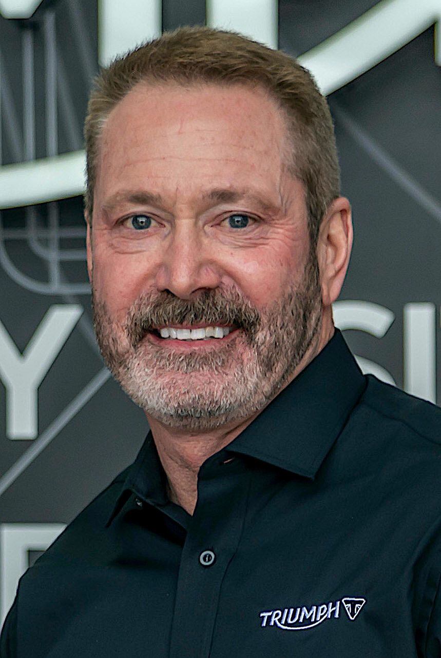 Bobby Hewitt's Instagram, Twitter & Facebook on IDCrawl