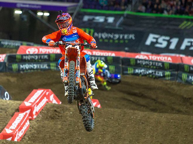 Minneapolis Supercross 2017 | 250 Class | Dirt Rider