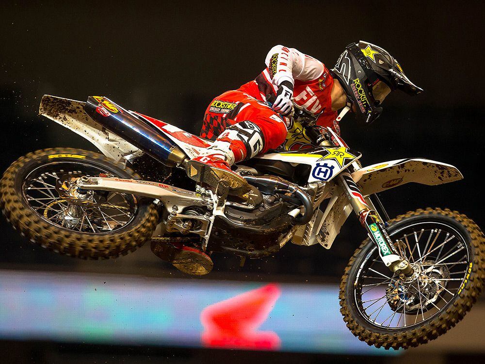 St. Louis Supercross 250 Class Photo Finish | Dirt Rider