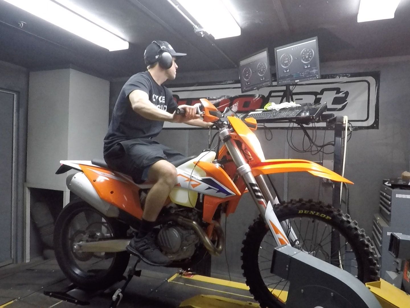 2023 KTM 450 XCF-W Horsepower and Torque | Dirt Rider
