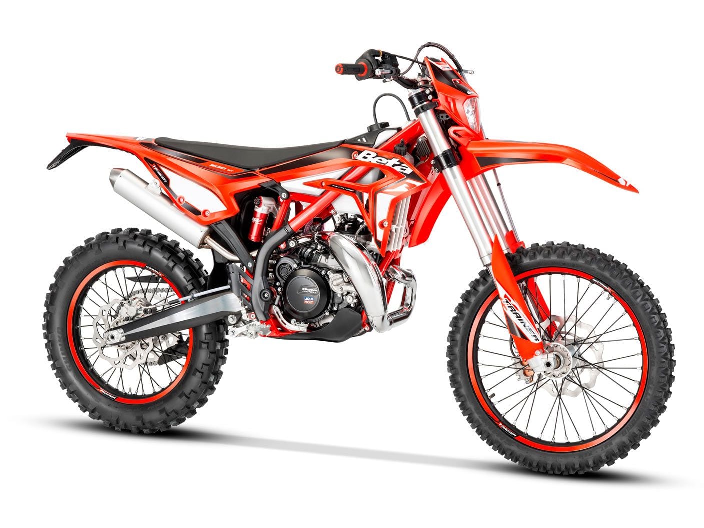 2023 Beta Xtrainer First Look | Dirt Rider