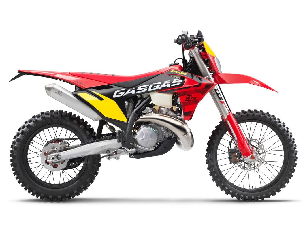 2025 GasGas EC 300 GP First Look | Dirt Rider