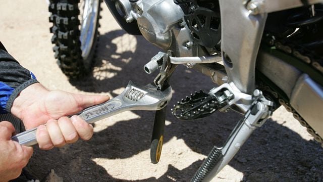 Trail Tip: Bending Shift Levers | Dirt Rider