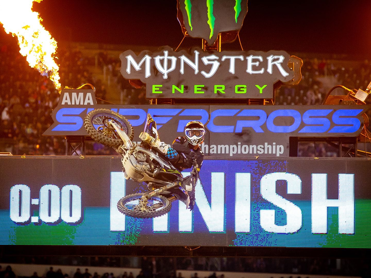2020 Oakland Supercross 250 Class Race Report | Dirt Rider