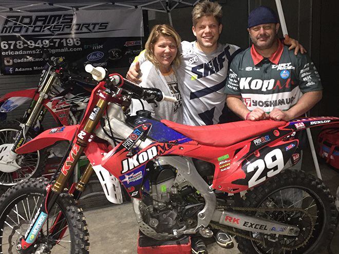 Kansas City Arenacross Round 6 Privateer Race Report | Dirt Rider