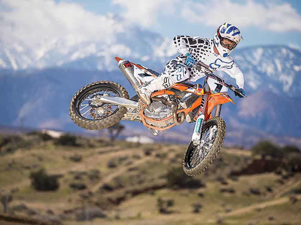 2017 KTM 450 SX-F Factory Edition Test | Dirt Rider