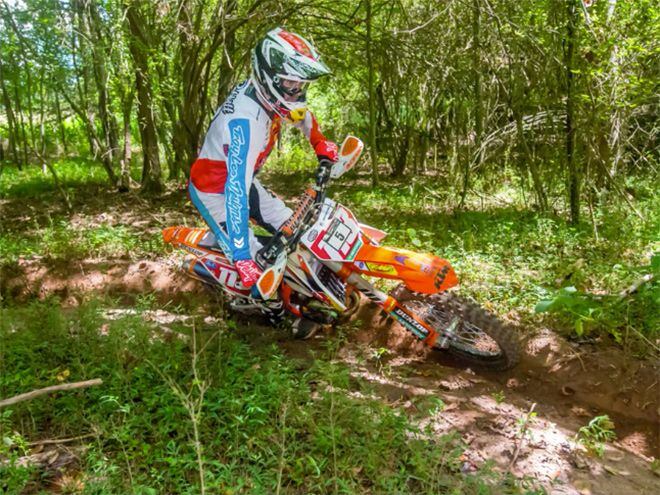 Standing In Turns With Russell Bobbitt | Dirt Rider