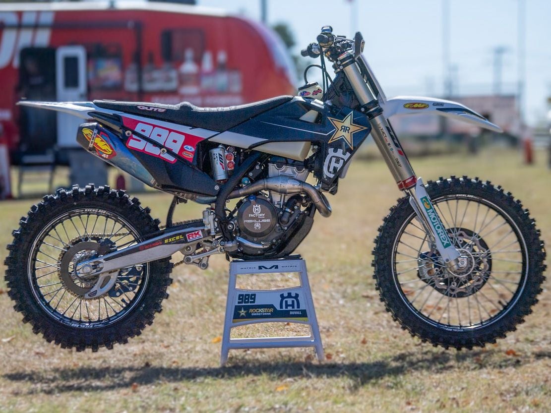 Factory Off-Road Racebikes—Thad Duvall’s 2022 Husqvarna FX 350 | Dirt Rider