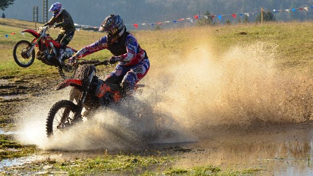 HANGOVER 2013 | Dirt Rider